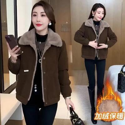 灯芯绒加绒外套女短款2025秋冬新款中老年妈妈休闲宽松加厚夹克衫
