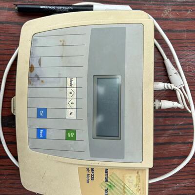 议价MP225 PH计酸度计 梅特勒托利多实验室酸碱度检测仪器维修