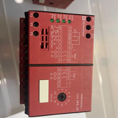议价XPSAT3410 XPS 继电器 Telemecanique 工控自动化配件维修