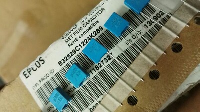 B32529C1224K289 薄膜电容器 0.22uF 100volts 10% 西门子EPCOS