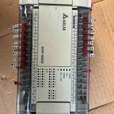 台达plc dvp40eh00t3 成色如图 功能正常