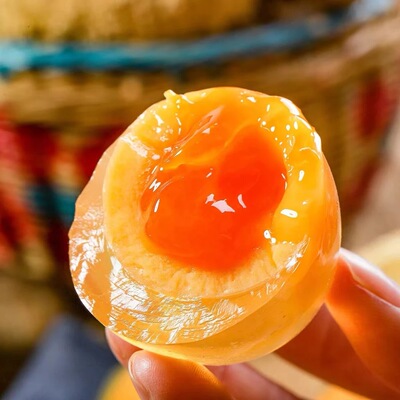 正宗四川溏心鸭皮蛋 古法工艺 无铅无汞 不夹口不烧心 纯手工制作