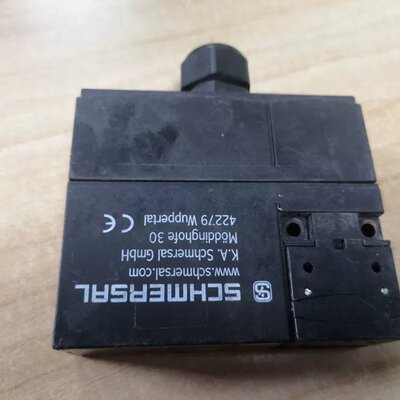 AZM170SK-02ZRKA施迈赛安全门开关带锁片实物拍摄推荐议价