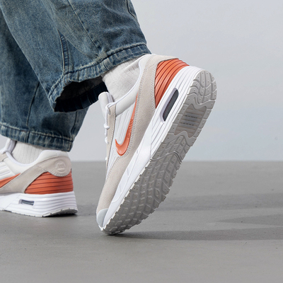 耐克正品男鞋Air Max气垫减震跑步鞋nike运动休闲鞋FV1302-100