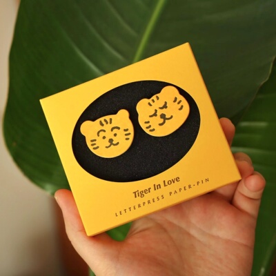 paperpaper胸针情侣徽章精致礼品
