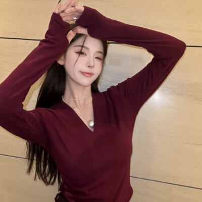 利达NEWDADA打底衫女V领秋冬加绒长袖t恤正肩纯欲内搭上衣TDK2767