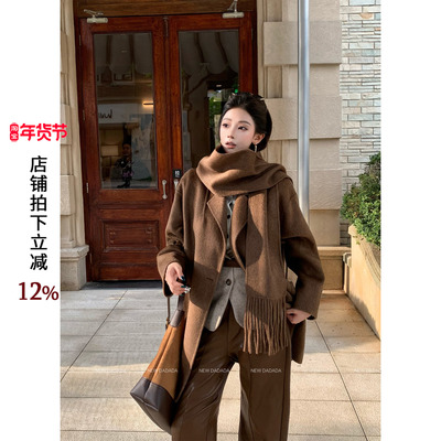 利达 NEW DADADA时尚休闲设计感秋季修身气质毛呢外套大衣XHM1715