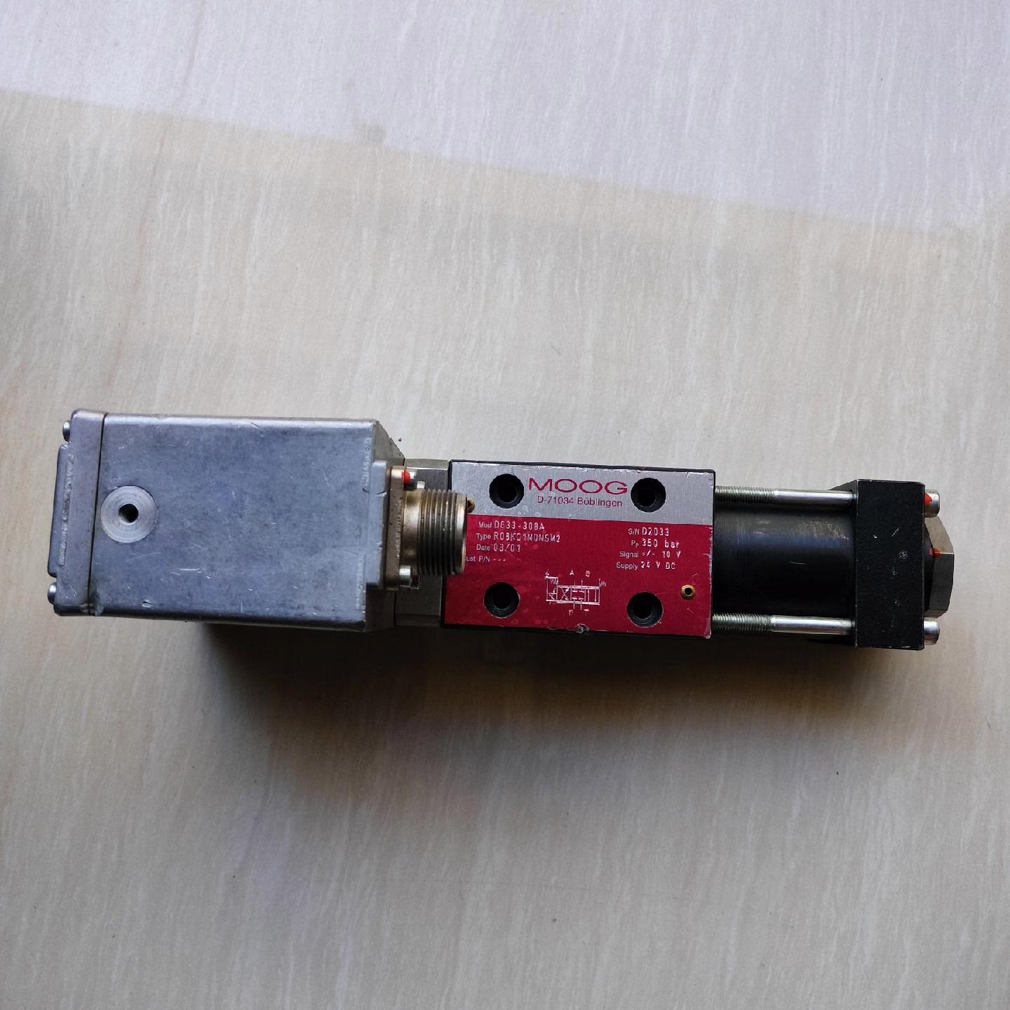 D633-308A MOOG伺服阀 工业液压工控自动化控制元件议价维修