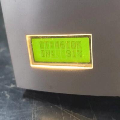 6100 INTRALUX卤素灯光源 230V 200W带显示屏议价维修
