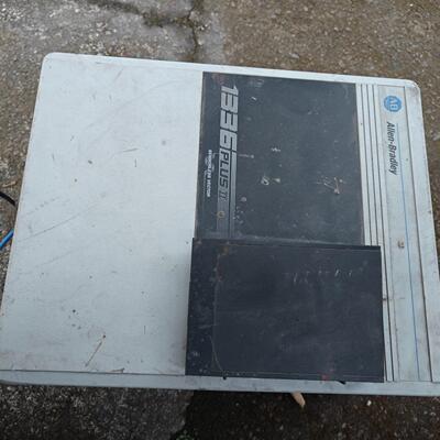 1336F-BRF75-AA-EN AB变频器 7.5KW 工控自动化设备议价维修