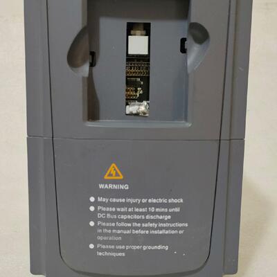 信一变频器型号FX700-G4/P5.5 G4KW/380V