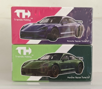 TH Trends Hobby 仿真保時捷 Taycan Turbo GT 紫绿色1:64 车模