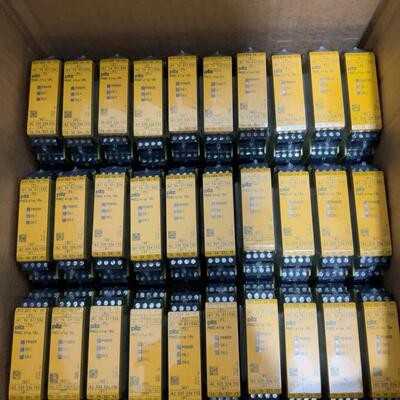 PNOZ e1vp 10S 774131 安全继电器 皮尔兹工控器件议价维修