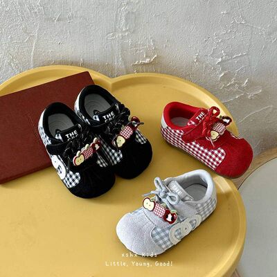 小苹果儿童魔术贴宽展鞋头机能鞋