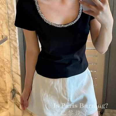 大U领直跺脚的喜欢！气质大U领显瘦钉钻领短袖T恤上衣黑白色女