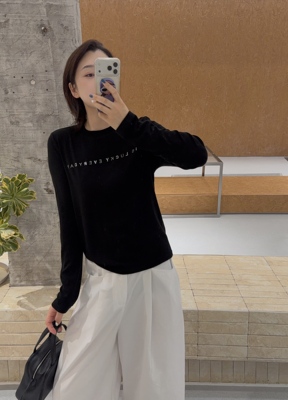 DM时尚休闲字母烫钻圆领长袖T恤女2026秋季新款修身百搭打底上衣