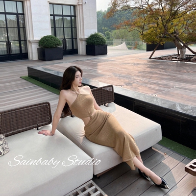 Sainbaby【肯豆comfy】气质性感挂脖度假修身显瘦针织连衣裙长裙