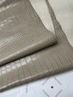 H731厚度1.1mm意大利进口托斯卡纳褐页岩色鳄鱼纹牛皮手感微软