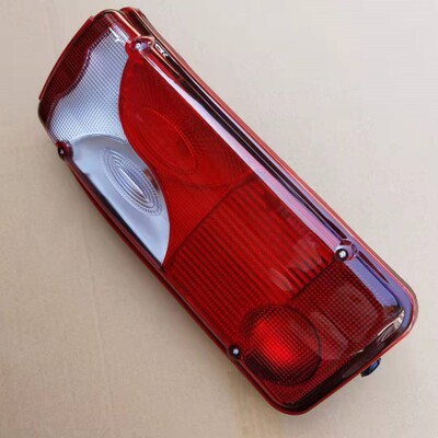 解放J7尾灯总成斯堪尼亚防追尾灯