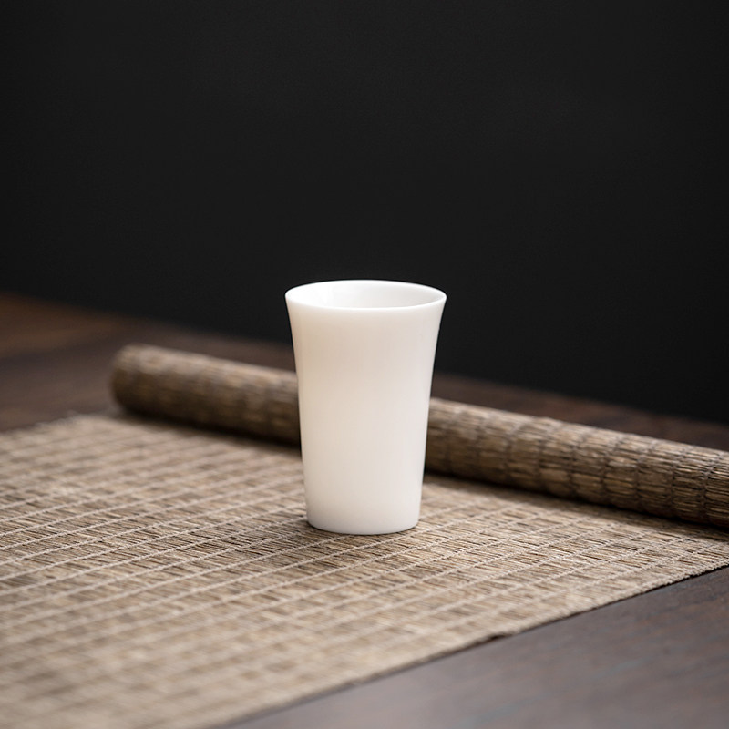 手工原矿羊脂玉白瓷闻香杯陶瓷小号品茗杯功夫茶具茶杯德化白瓷