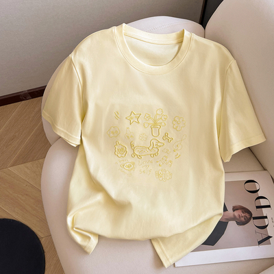 小C家设计感卡通小狗刺绣圆领上衣女2026夏季减龄正肩修身短袖T恤