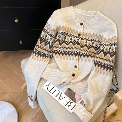 圆领费尔岛宽松纯羊毛提花毛衣女