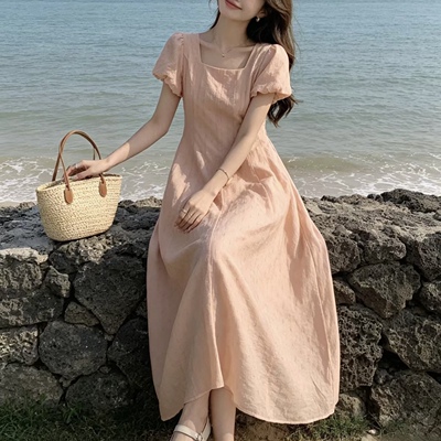 法式温柔风方领泡泡袖收腰a字连衣裙女夏季超好看漂亮掐腰长裙子