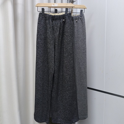 C3230  侧口袋直筒裤BXT612179C