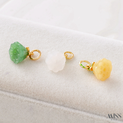 祢饰妮女玉石琉璃保色吊坠小提溜