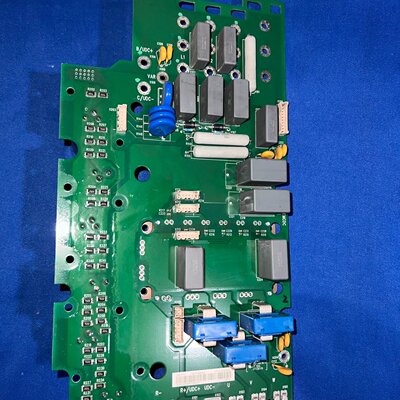 【议价】ZMAC-551 ABB变频器ACS880电源驱动板功率IG