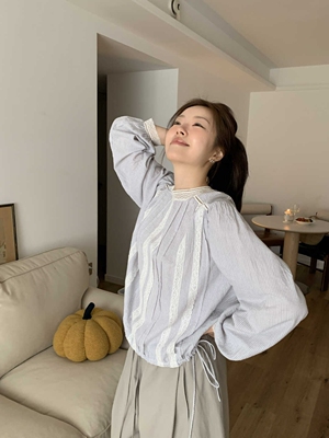 正品miluroom米鹿sicily韩重工蕾丝拼接条纹长袖小衫女ouur01092