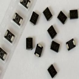 贴片半导体放电管P0220SA 防雷管P0220SALRP P22A SMD