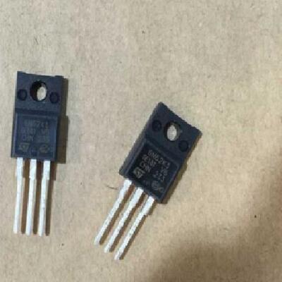 6N62K3  STF6N62K3  5.5A 620V 场效应MOS管  TO-220F