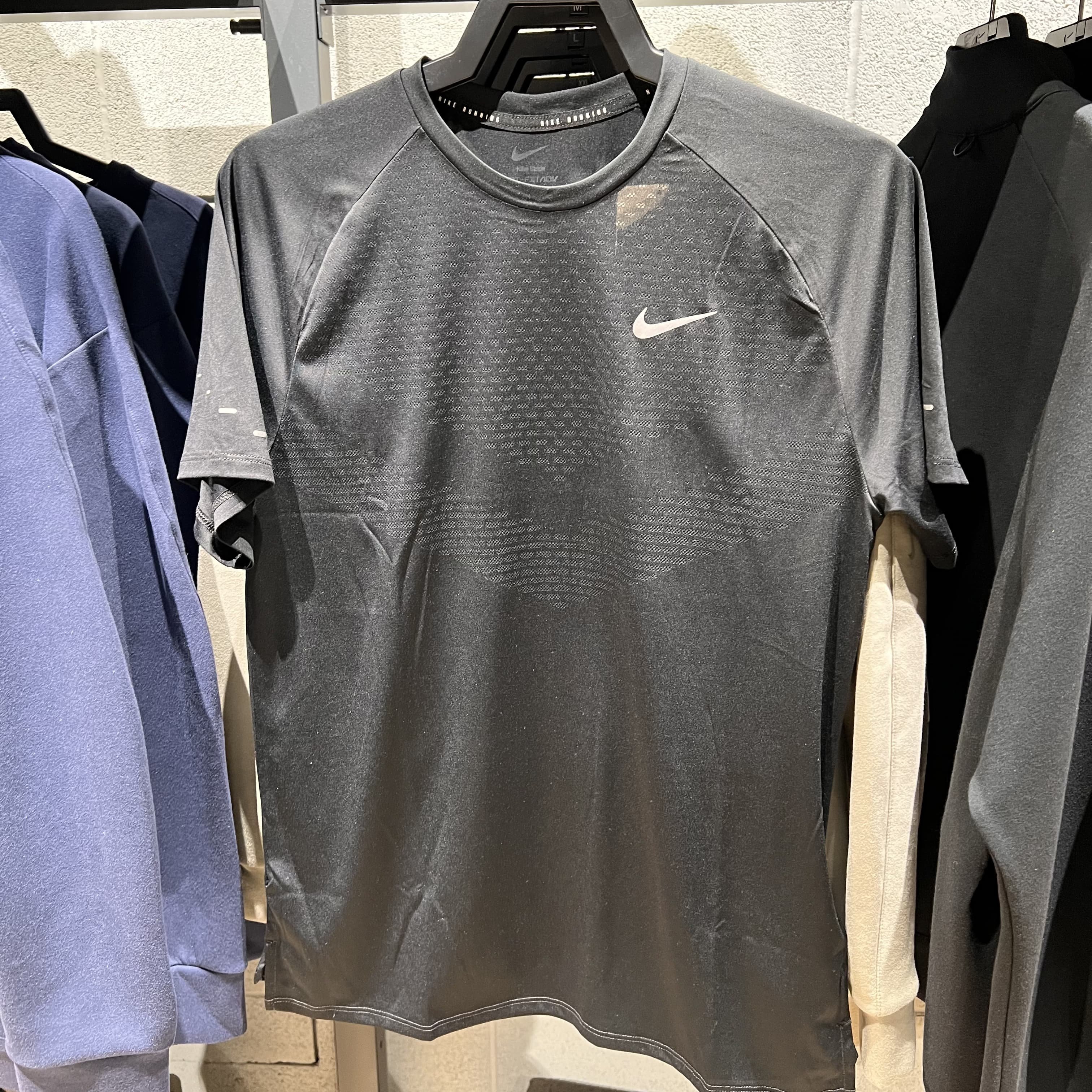 NIKE耐克短袖男25夏新款运动半袖健身跑步透气速干T恤 HV5204-010_虎窝淘