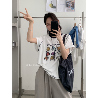 奶思家NICE STUDIO-上新百搭休闲小狗印花五线工艺短袖T恤w63837