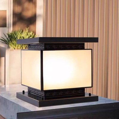 全铜太阳能柱头灯现代别墅庭院太阳能灯围墙太阳能柱头灯防水防锈