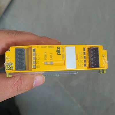 议价PILZ皮尔兹安全继电器PNOZ mo1p，型号773500
