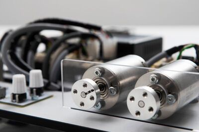 电机PID学习套件 编码器+位置+速度控制simulink代码生成基于模型