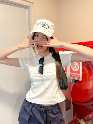 甜辣妹露脐修身正肩短款T恤女棉