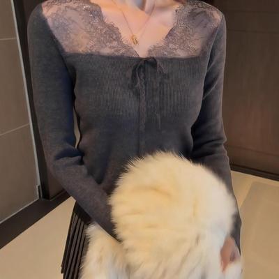 蕾丝拼接V领系带针织毛衣女款2026新款绝美巨好看的初冬内搭上衣