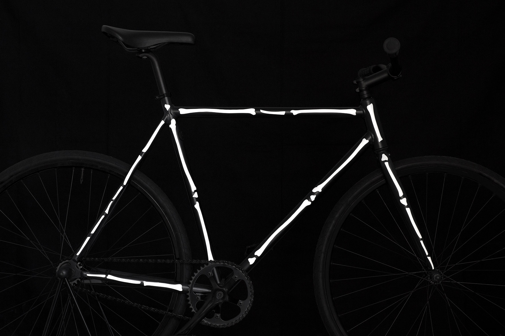 现货【100种小生活】反光全车骨头贴纸 BOOKMAN Reflective bone