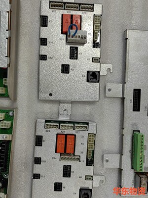 ABB机器人接触器板DSQC611 3HAC13389-2,