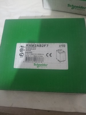 施耐德小型中间继电器 RXM2AB2F7   8-议价