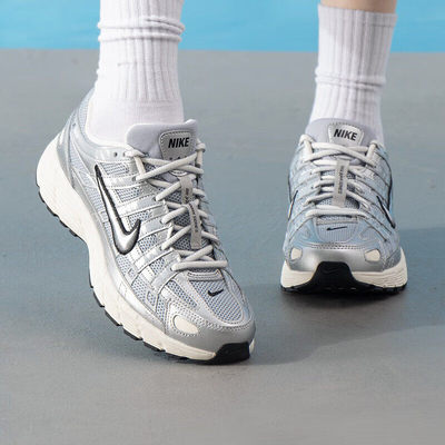 Nike耐克鞋子正品厚底运动鞋正品年新款老爹鞋女鞋跑步网鞋HV5064