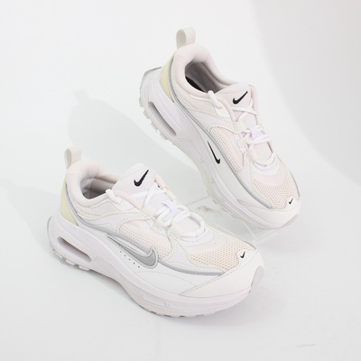 耐克女AIRMAXBLISS气垫跑步