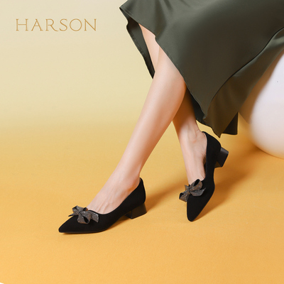 哈森尖头浅口单鞋蝴蝶结