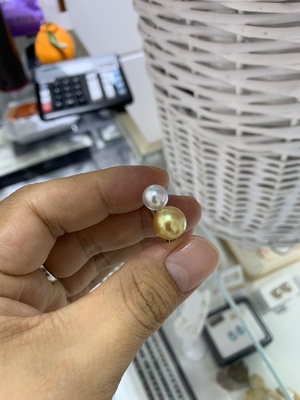 新品 茶浓金金珠10.96，8.82澳白双珠戒指