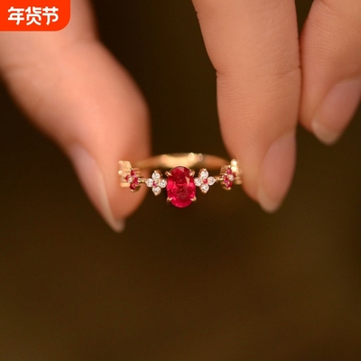 复古轻奢红色锆石镶钻戒指女小众设计四叶草指环时尚百搭个性手饰