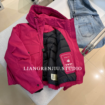 连帽纯色百搭冲锋衣羽绒服