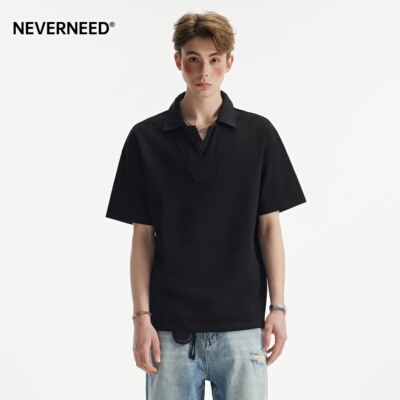 NEVERNEED纯色拼接双V领T恤男